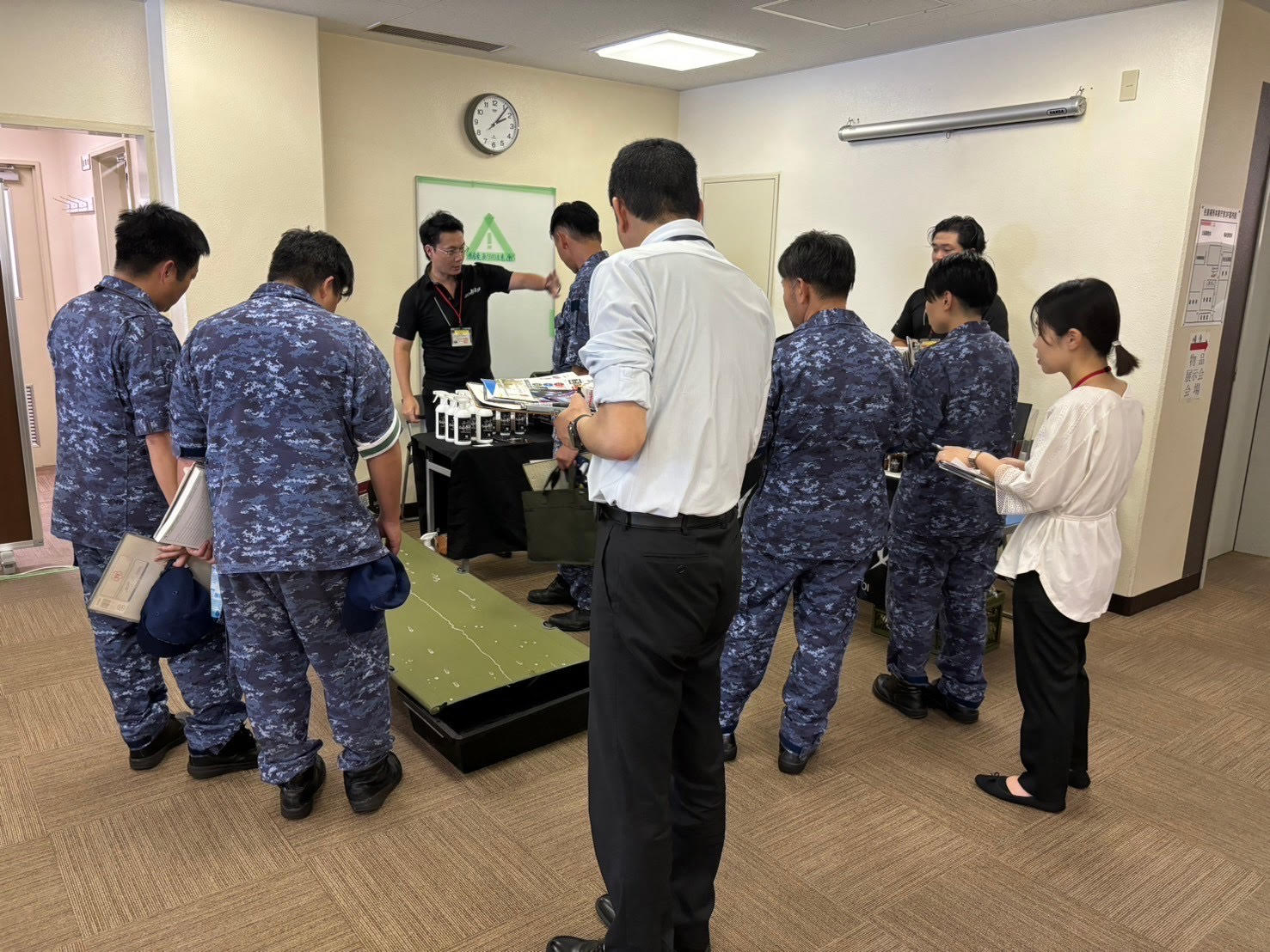 海上自衛隊 佐世保造修補給所 物品展示会 | uchiko